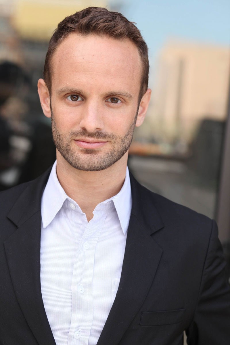 Nick Mills – Broadway Cast & Staff | IBDB